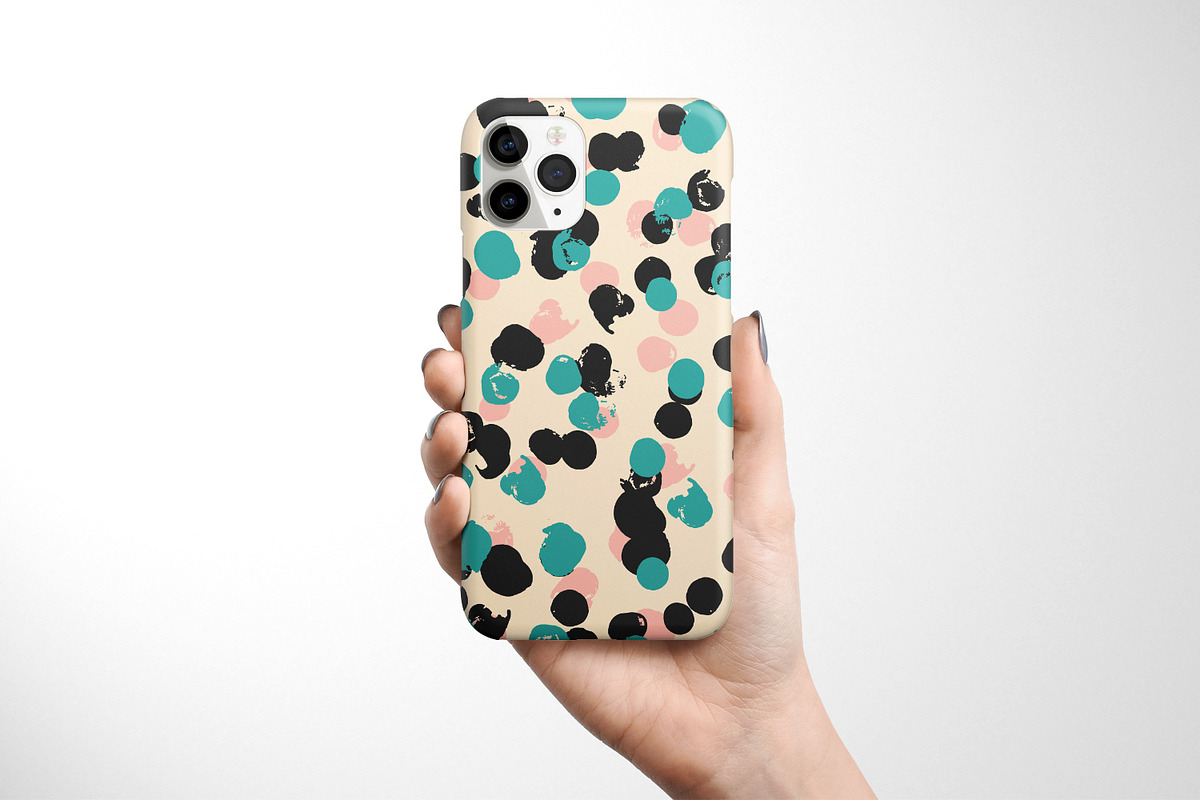 Painted Camo Spots Pattern, a Texture Illustration by MalyskaStudio