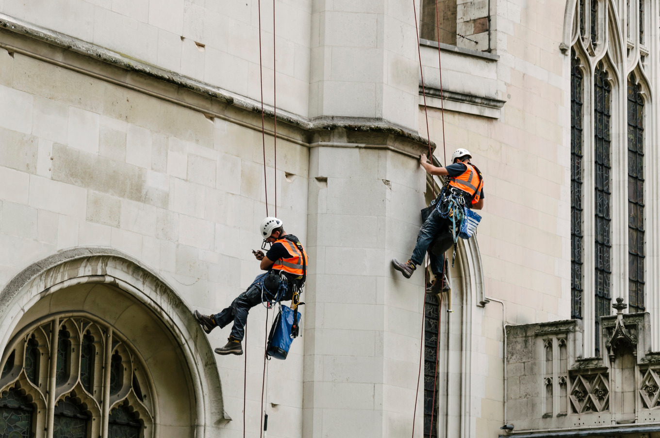 Vertical works, an Industrial Photo by Architect´s eye